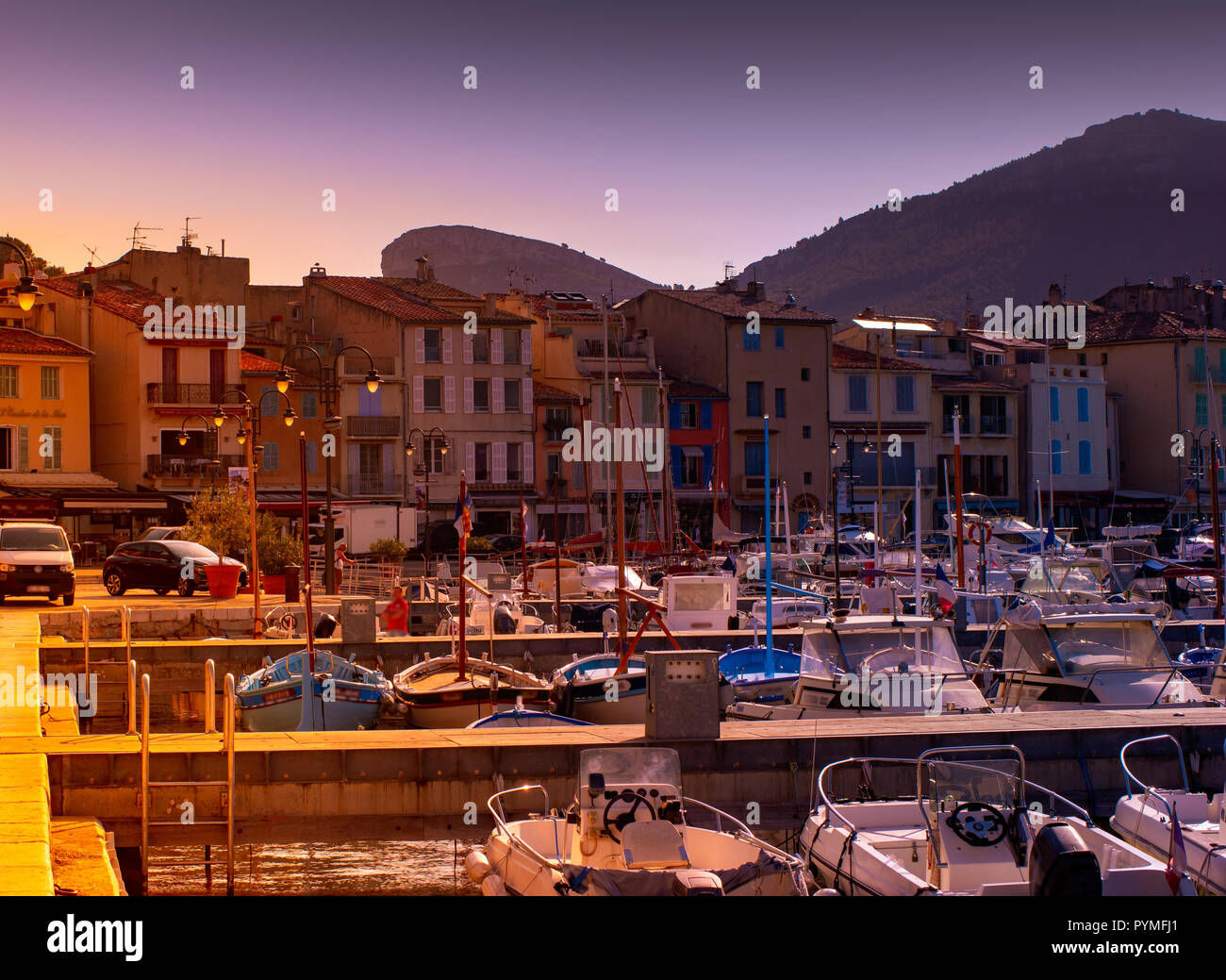 Chateau de cassis hi-res stock photography and images - Alamy