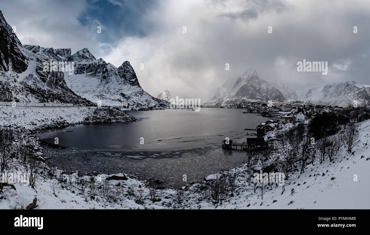 Reine village panorama hi-res stock photography and images - Alamy