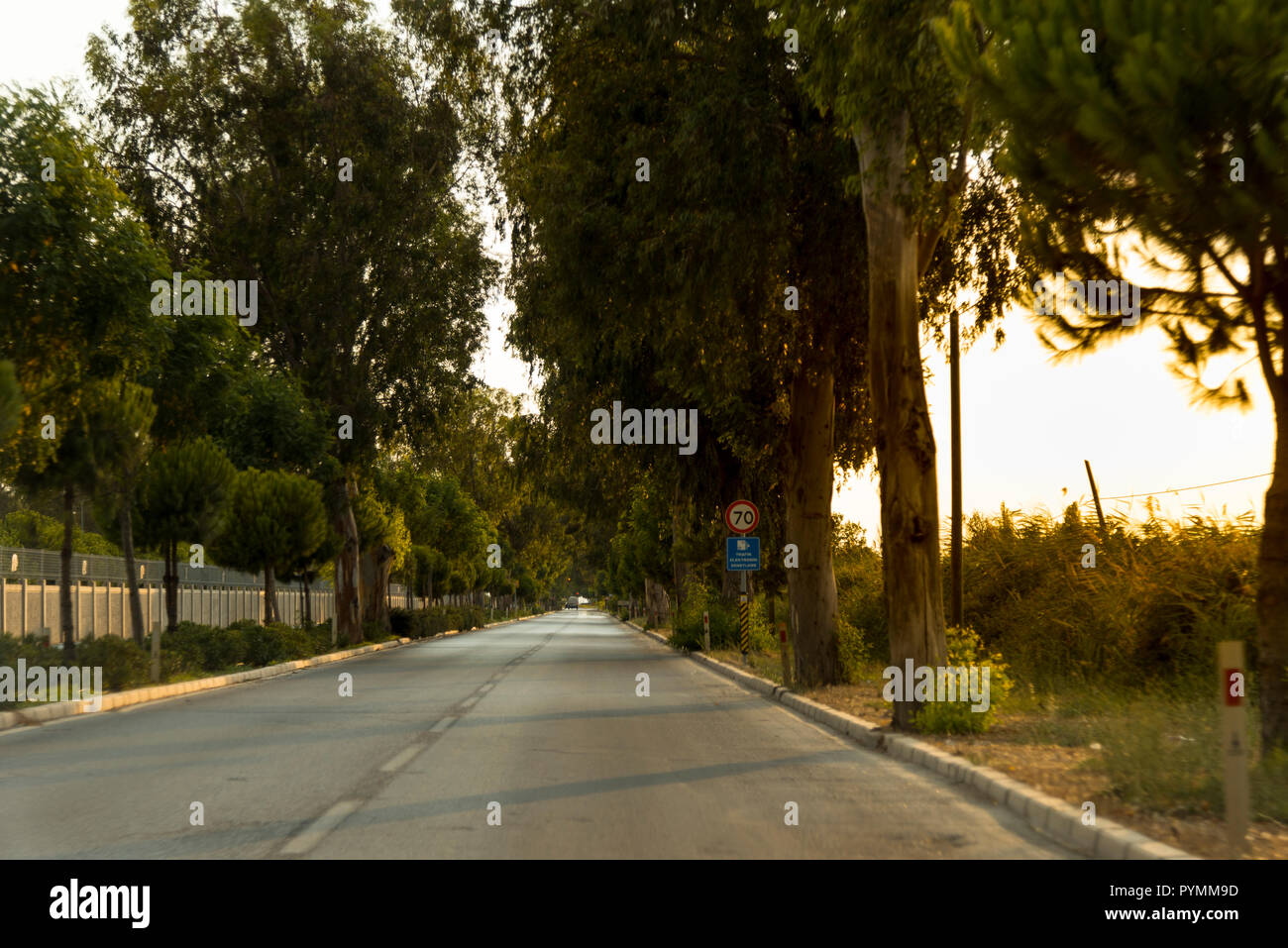 Empty drive hi-res stock photography and images - Alamy