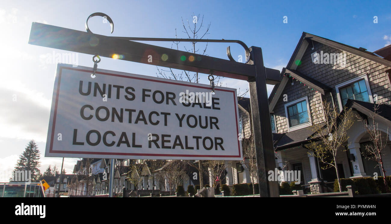 Realtor Sign High Resolution Stock Photography and Images - Alamy