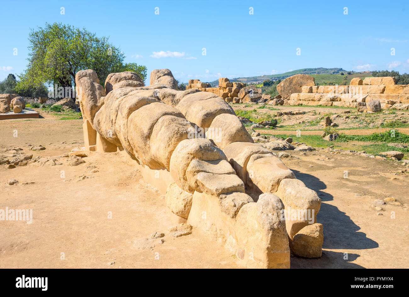 Temples of the zeus hi-res stock photography and images - Alamy