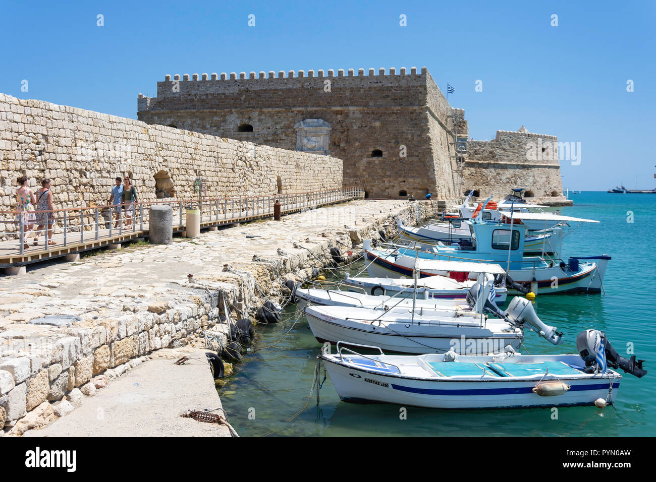Greece traditional hi-res stock photography and images - Alamy