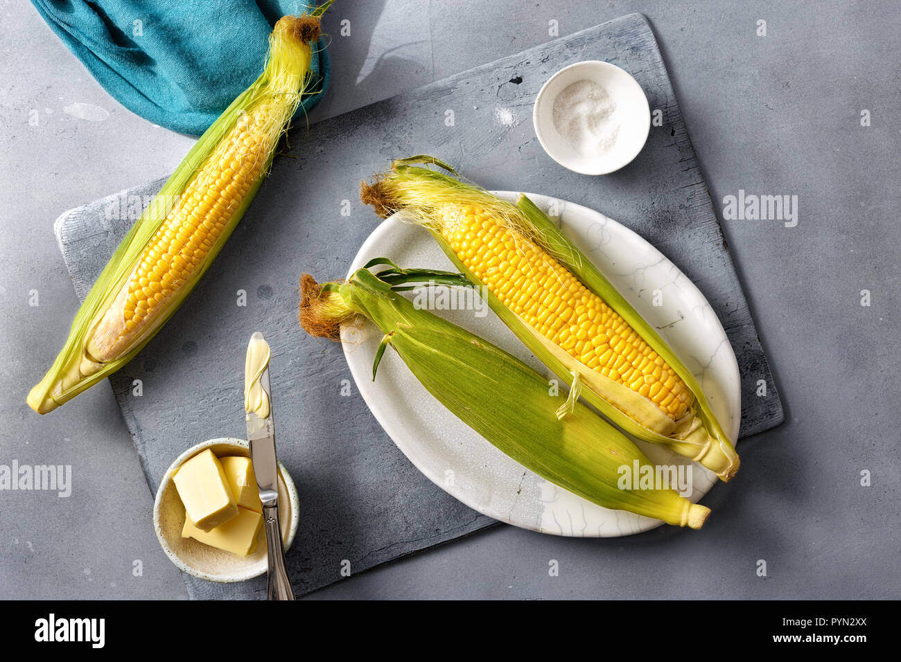 Raw sweet corn hi-res stock photography and images - Alamy