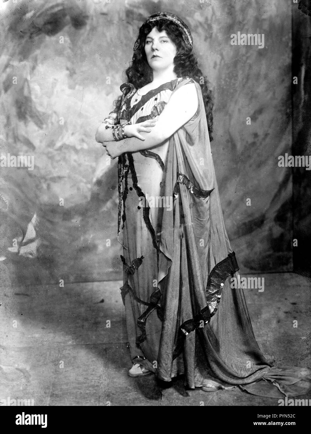 Armide hi-res stock photography and images - Alamy