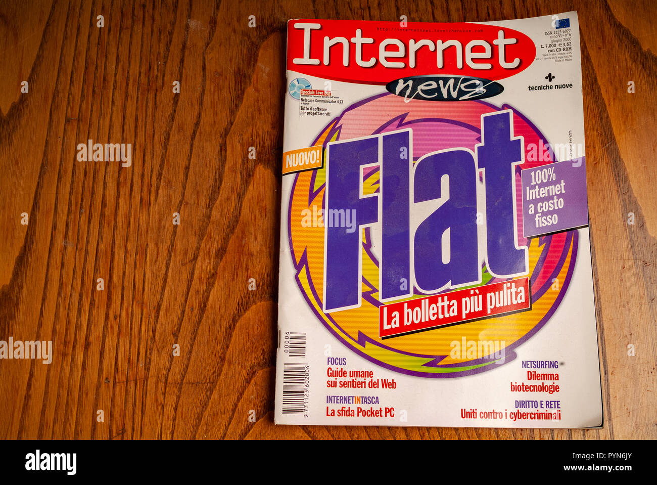 1990s fashion magazine hi-res stock photography and images - Alamy