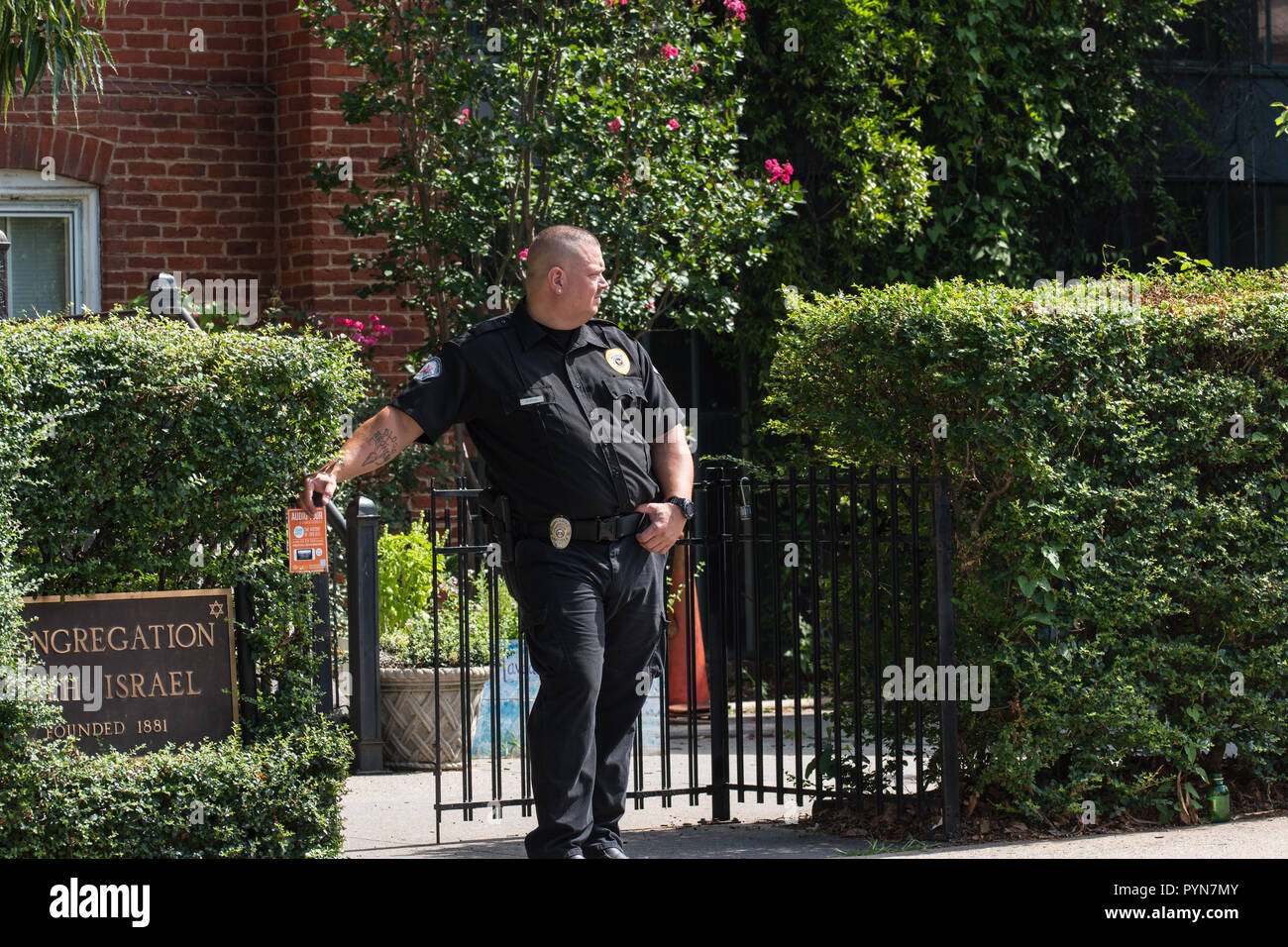 Riot control police shield hi-res stock photography and images - Alamy