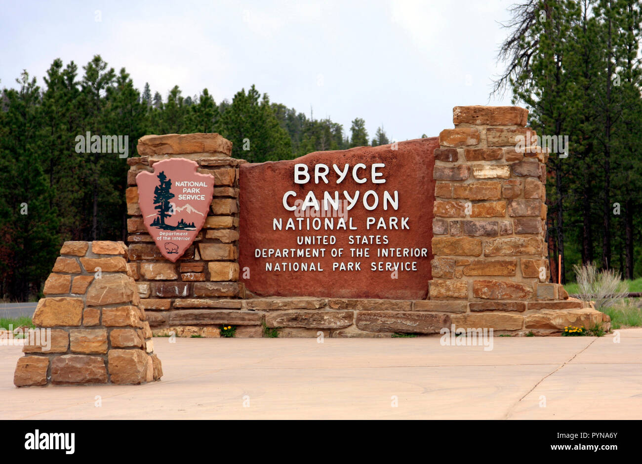 National park signs hi-res stock photography and images - Alamy
