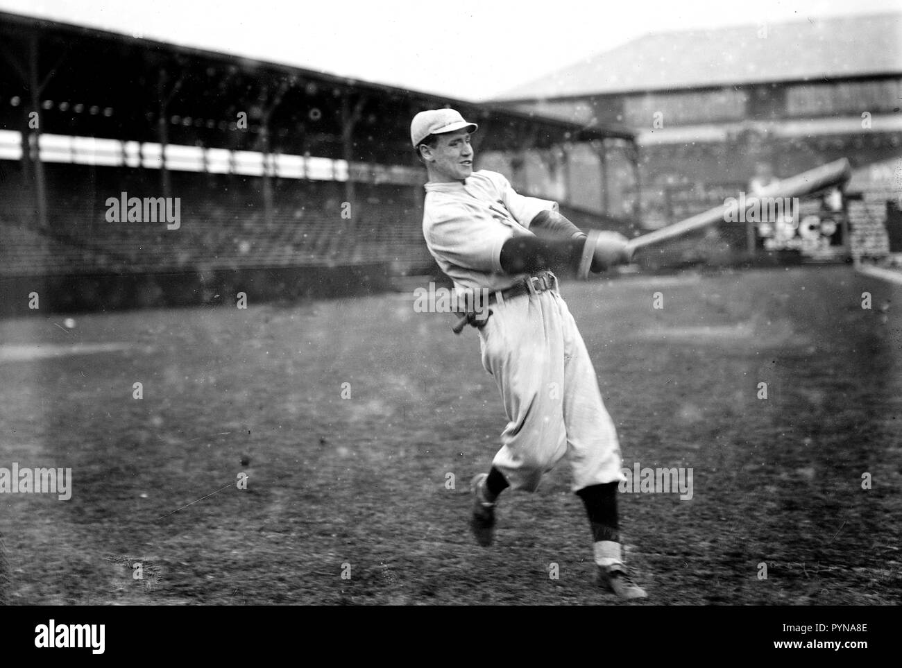Early 1900s baseball player hi-res stock photography and images - Alamy