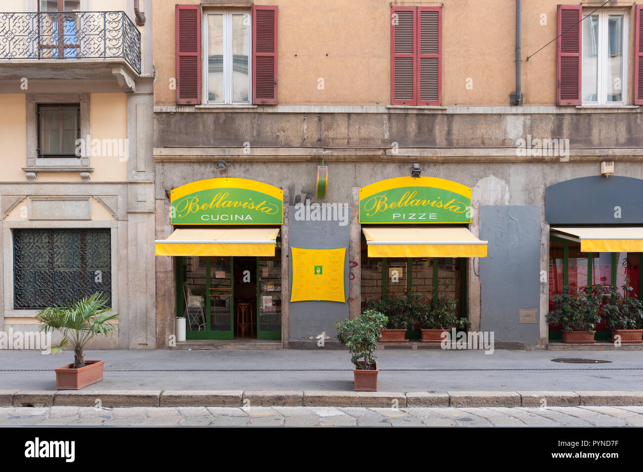 Street scene, Milan, Italy Stock Photo - Alamy