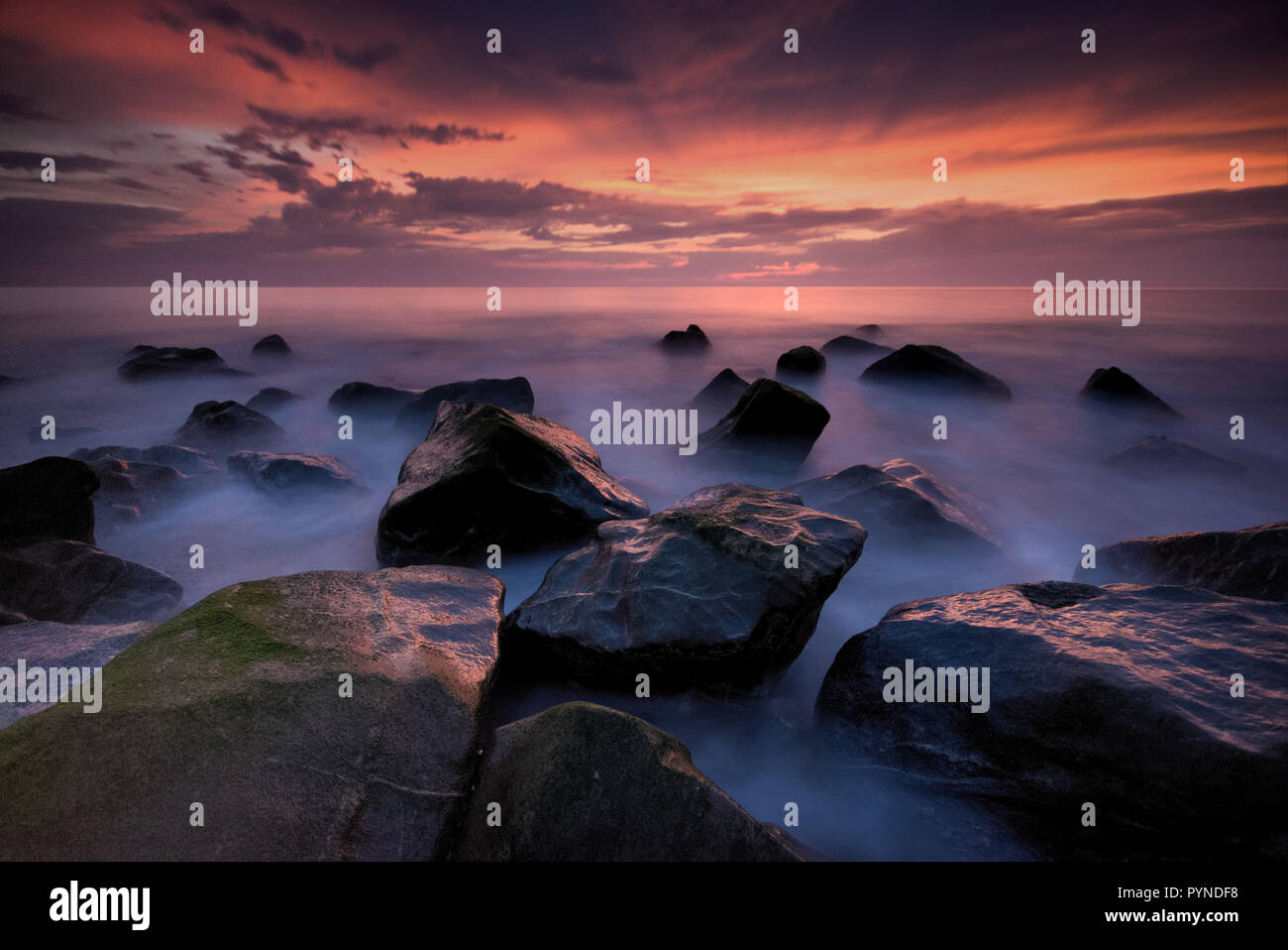 Scratby beach hi-res stock photography and images - Alamy