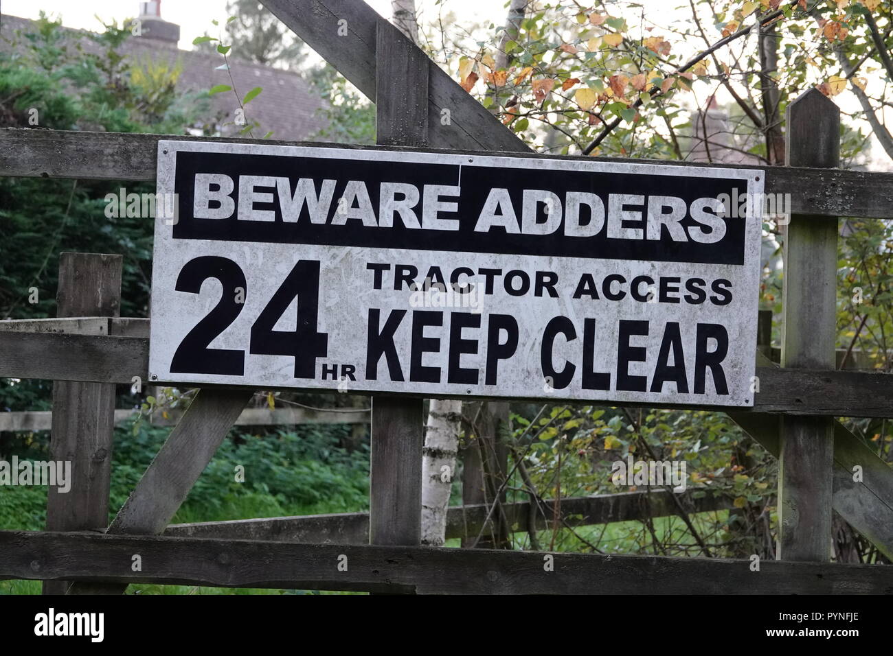 Adder warning sign hi-res stock photography and images - Alamy
