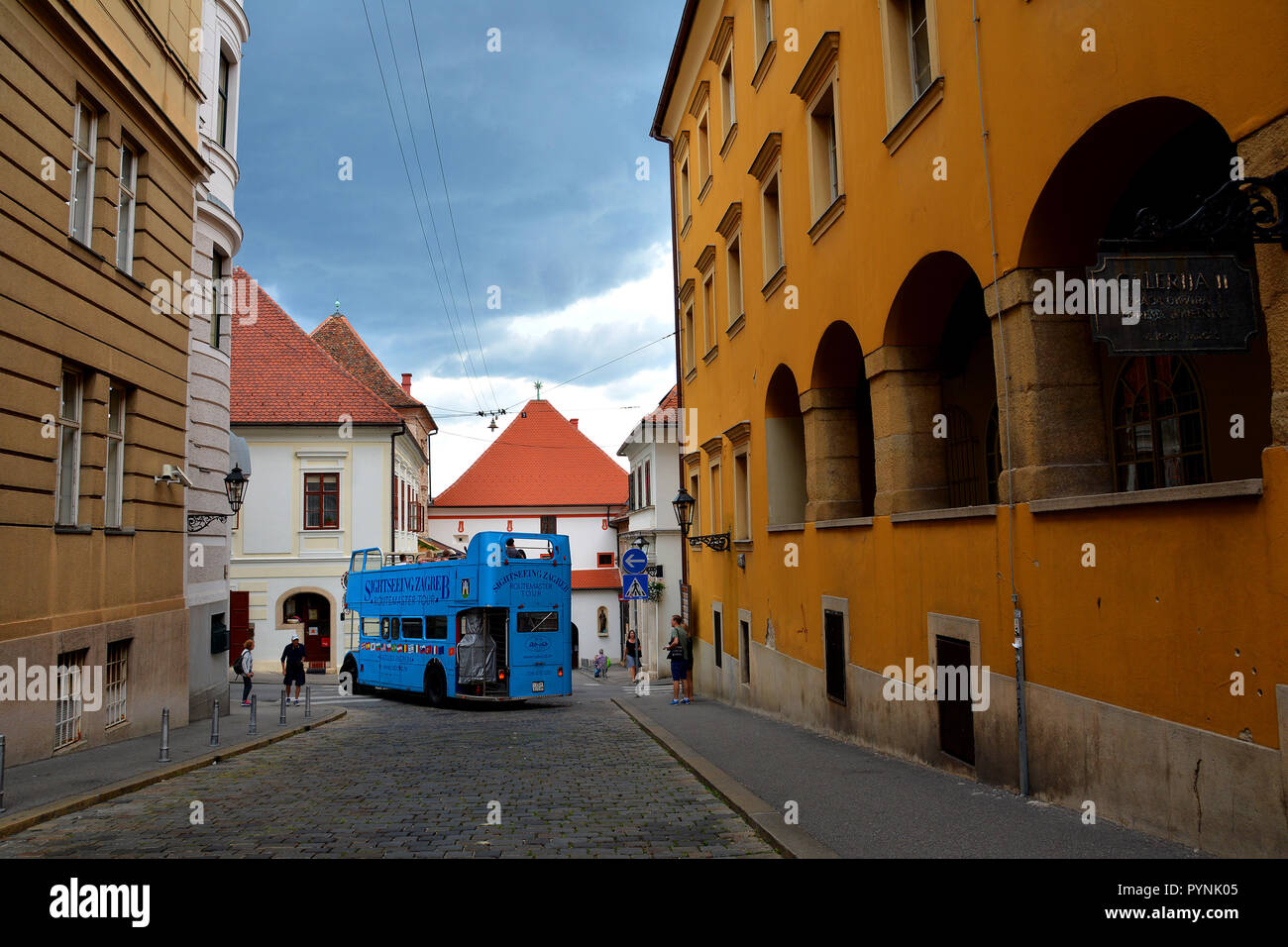Kamenita vrata zagreb hi-res stock photography and images - Alamy