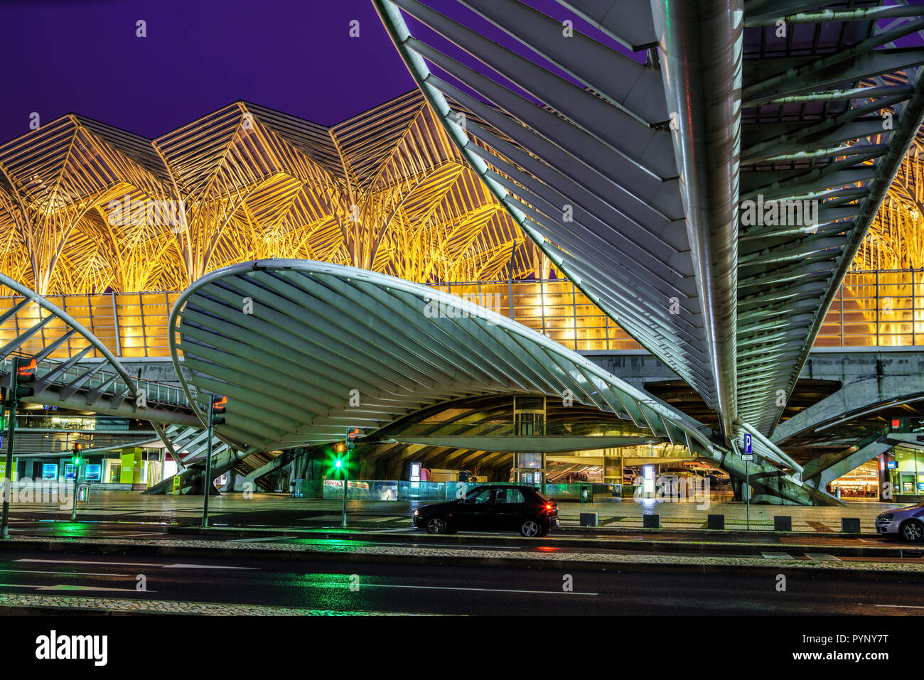 Gare du Oriente (Orient Station) public transport designed by architect ...