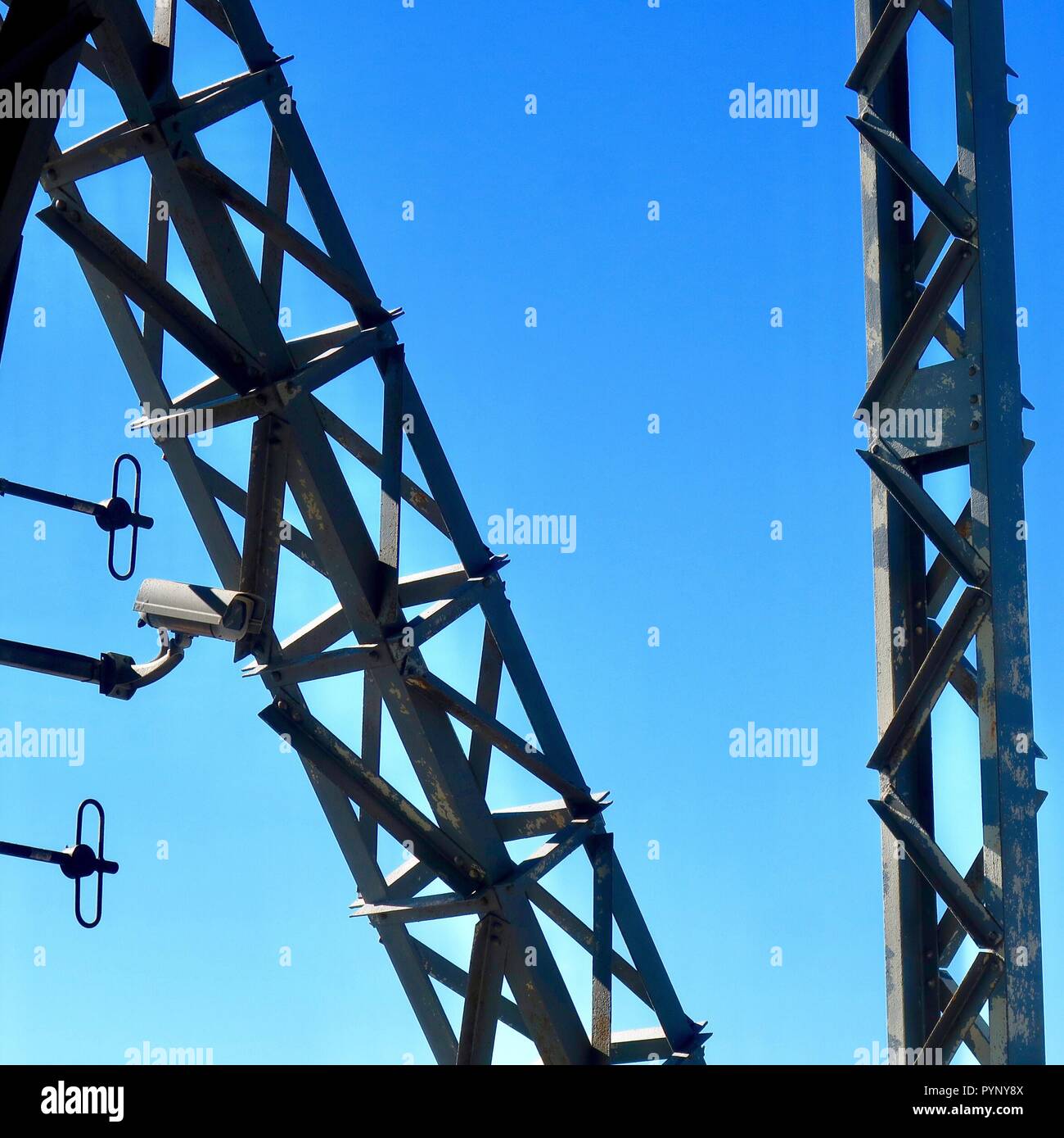 Cable car support hi-res stock photography and images - Alamy