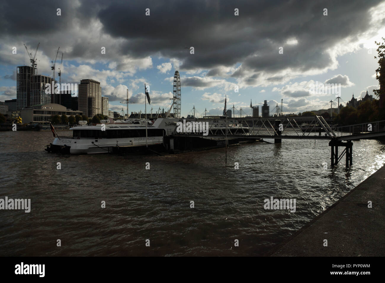 Victoria embankment steps hi-res stock photography and images - Alamy