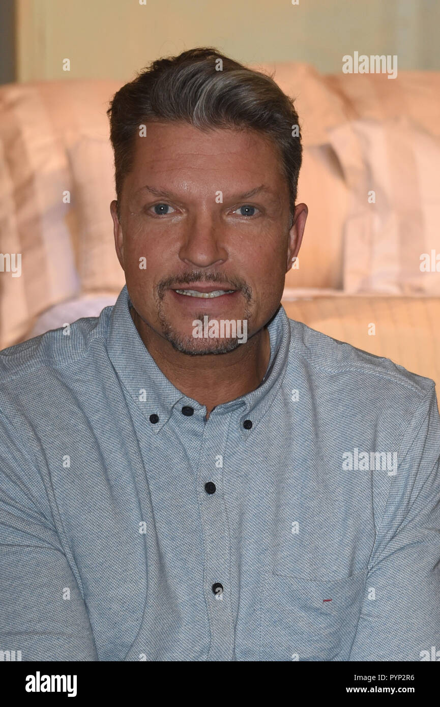 29 October 2018, Bavaria, Munich: Actor Hardy Krueger jr. (in the role ...