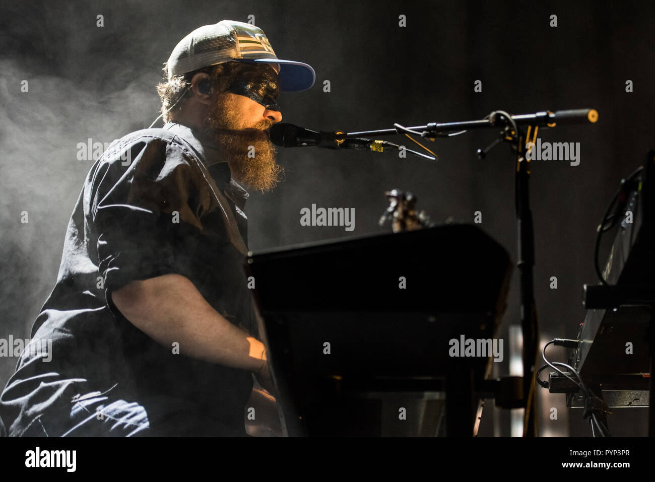 Singer john grant hi-res stock photography and images - Alamy