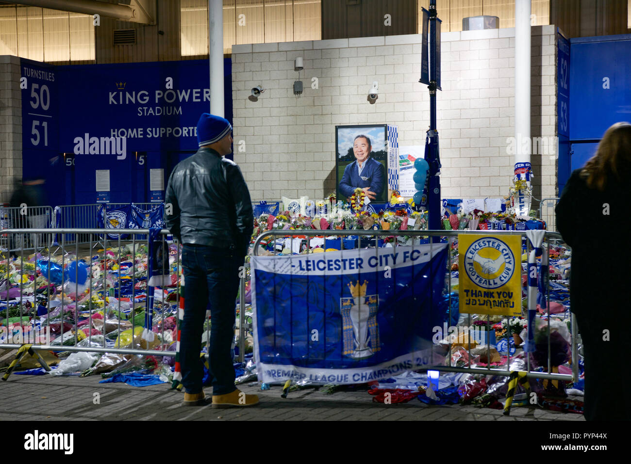 Leicester city football hi-res stock photography and images - Alamy