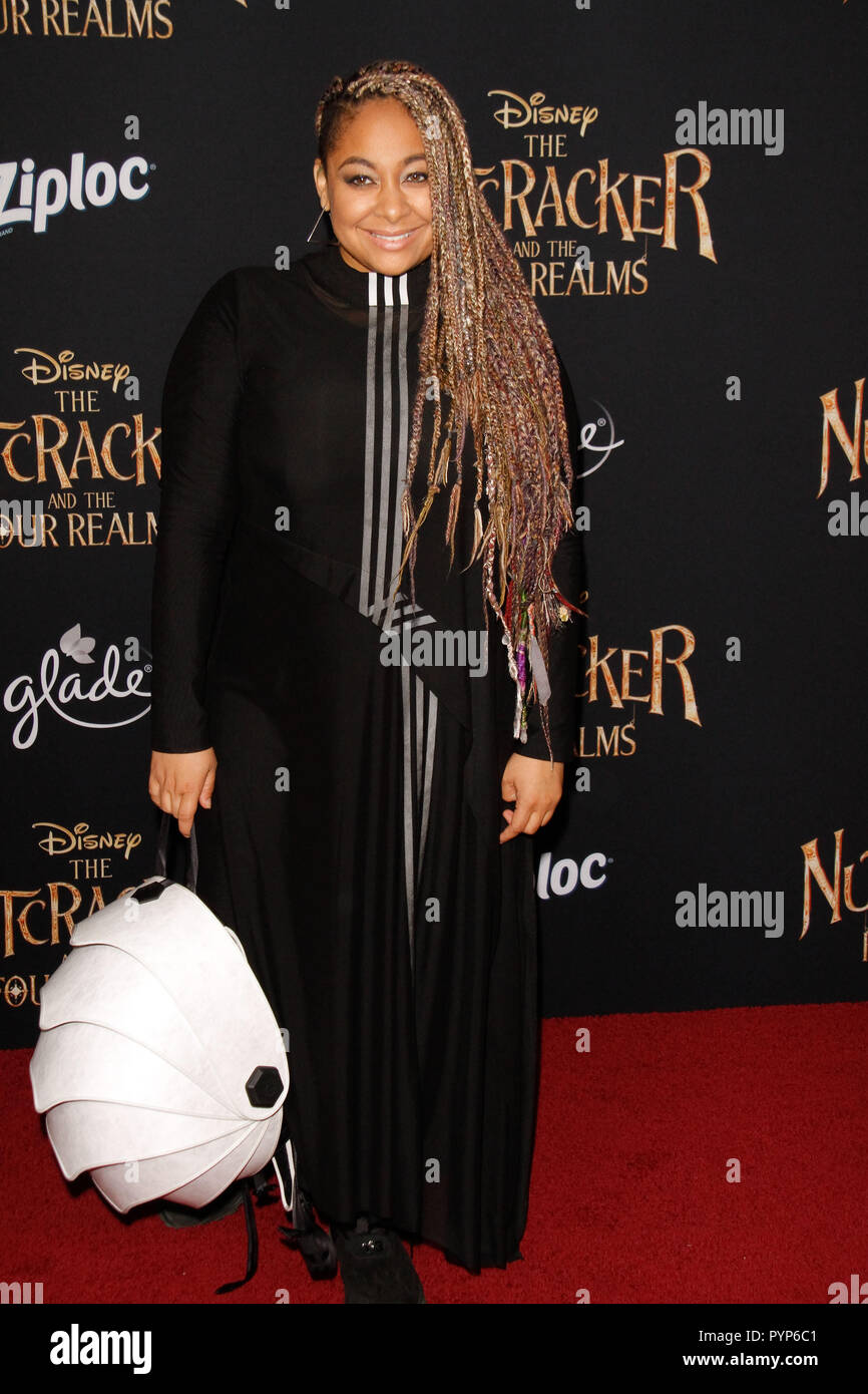 Raven-Symone at the World Premiere of Disneys' "The Nutcracker And The ...