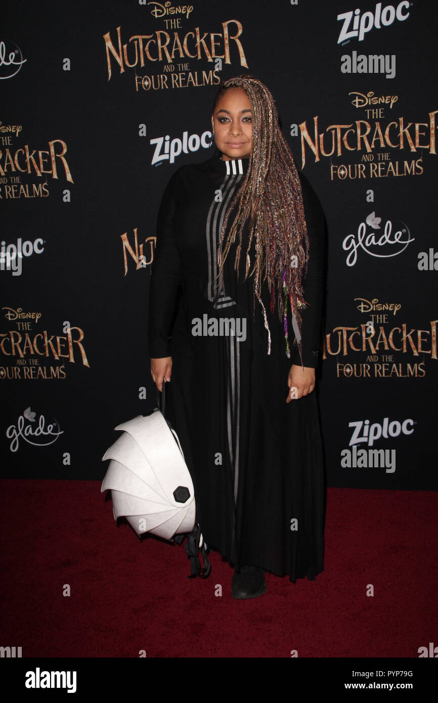 Raven-Symone 10/29/2018 The World Premiere of "The Nutcracker and The ...