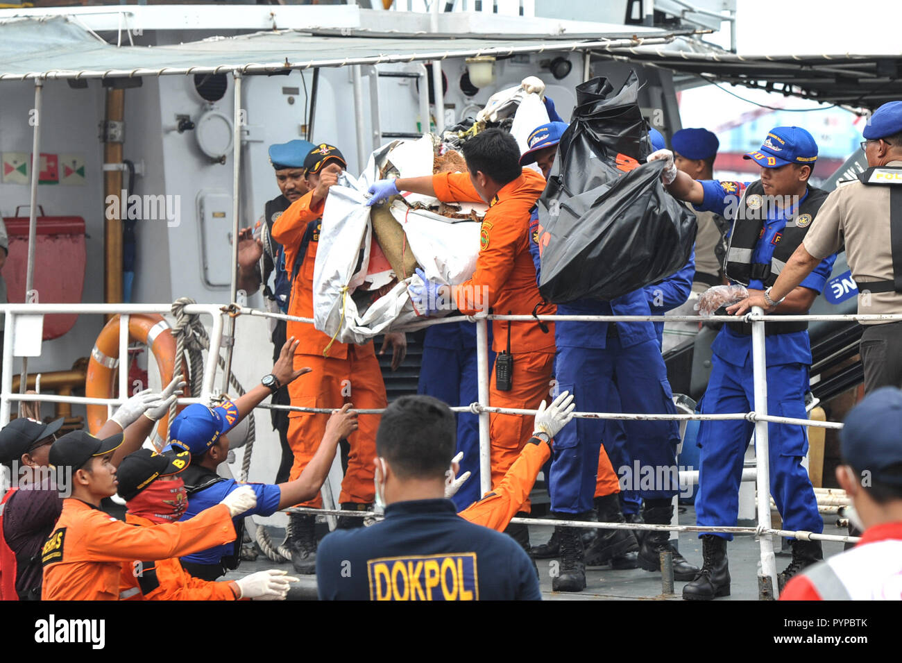 Sar surface air rescue hi-res stock photography and images - Alamy
