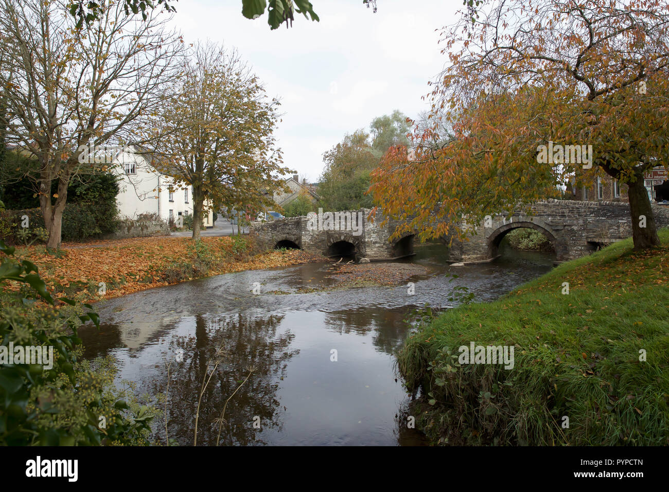 Clun house hi-res stock photography and images - Alamy