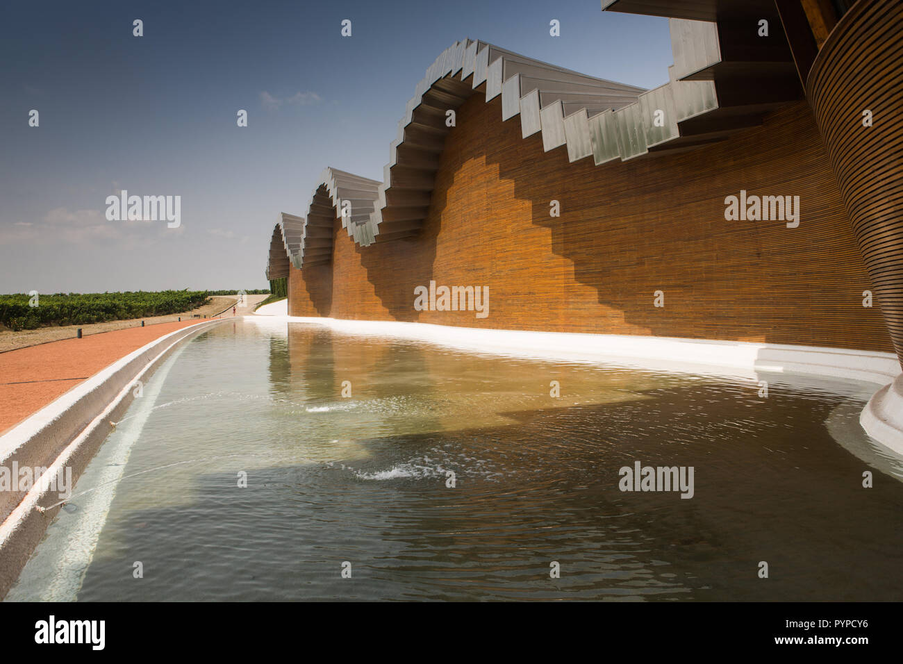 Ysios bodega winery hi-res stock photography and images - Alamy