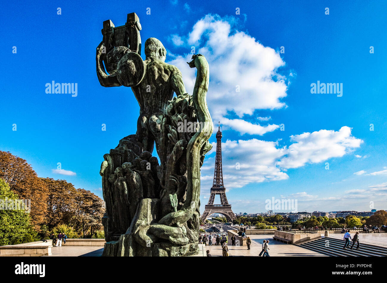 France,Paris, the De Chaillot palace statue Stock Photo - Alamy