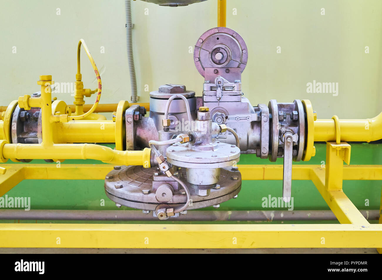 Pressure regulator hi-res stock photography and images - Alamy