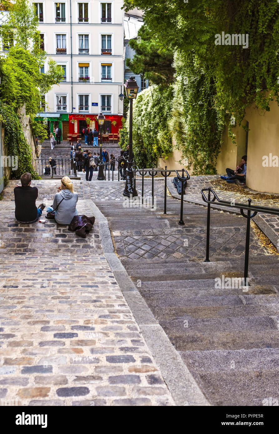 Rue du calvaire hi-res stock photography and images - Alamy