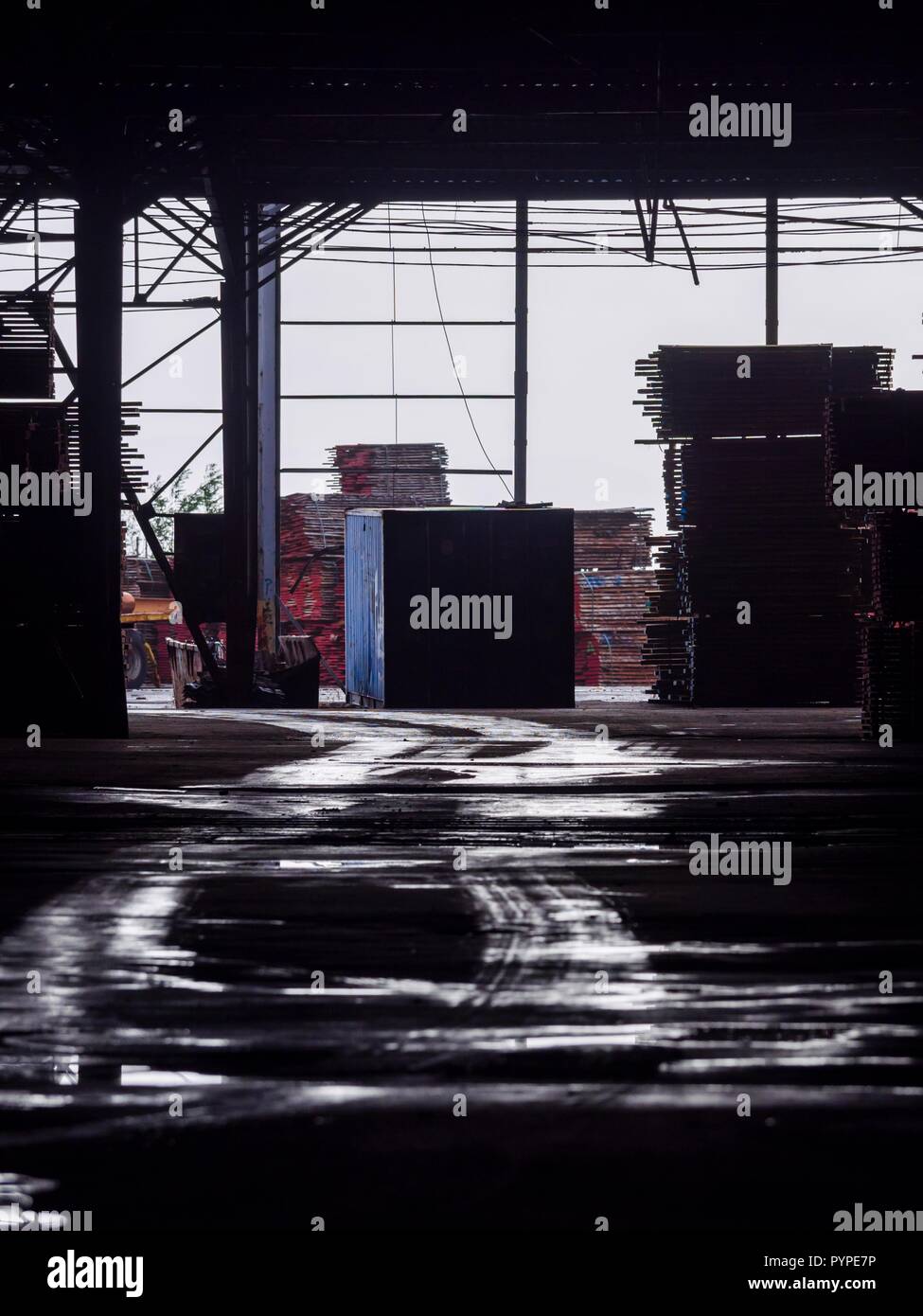 Wet warehouse floor hi-res stock photography and images - Alamy