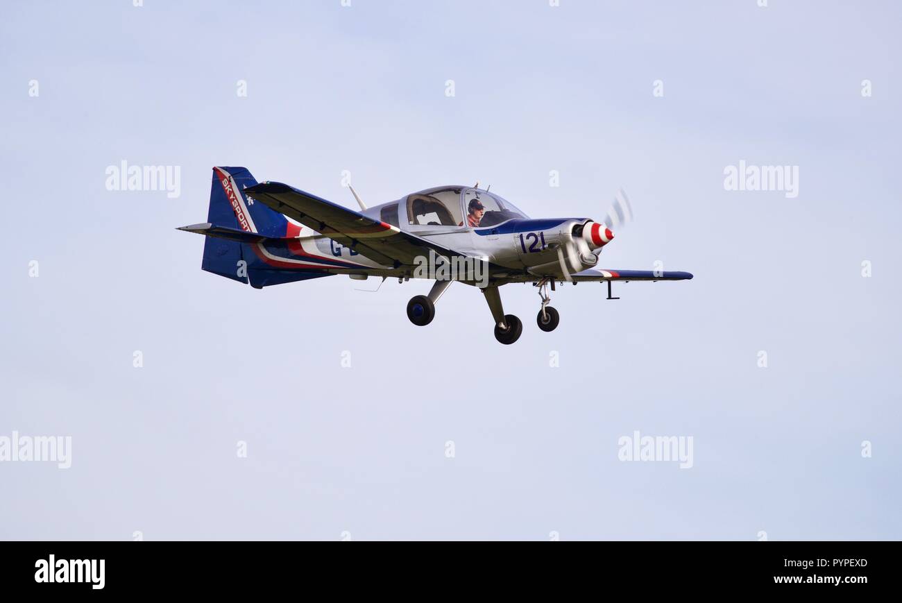 British bulldog aircraft hi-res stock photography and images - Alamy
