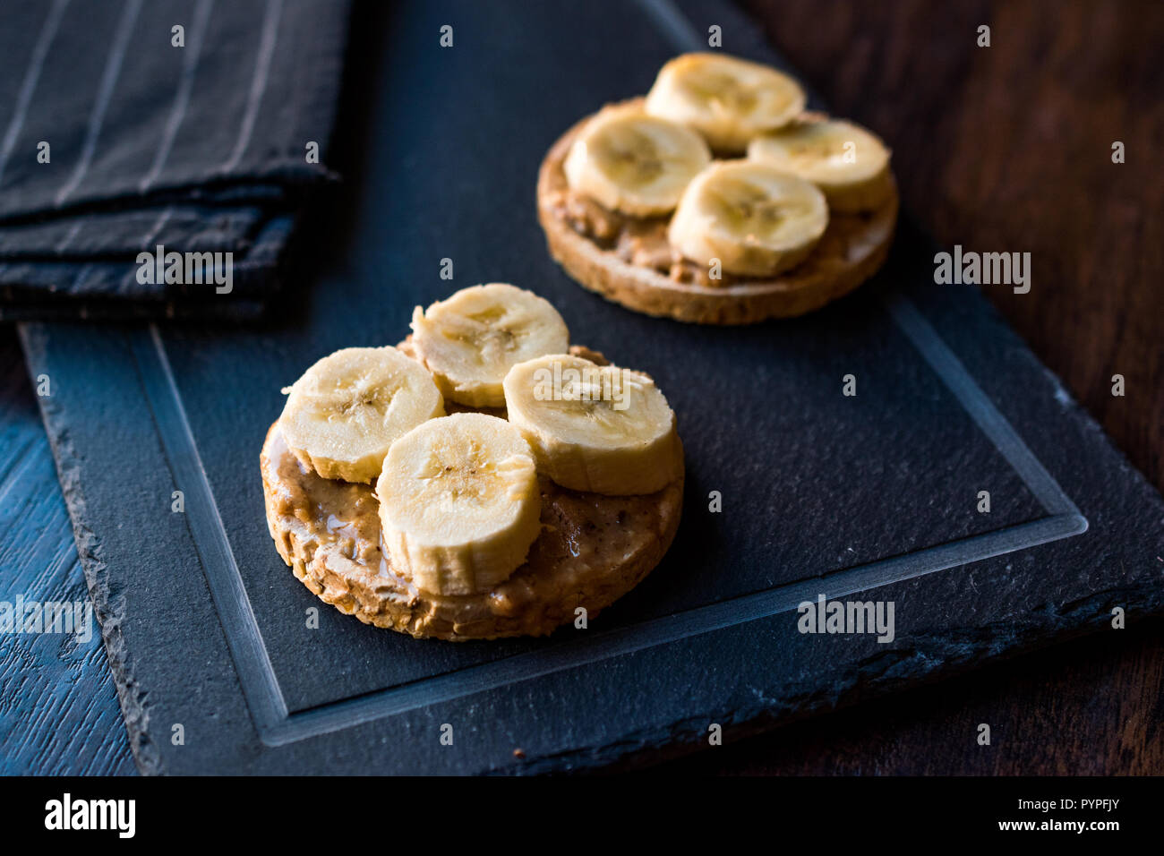 Bulgur Rice Cakes with Sliced Bananas and Peanut Butter / Round ...