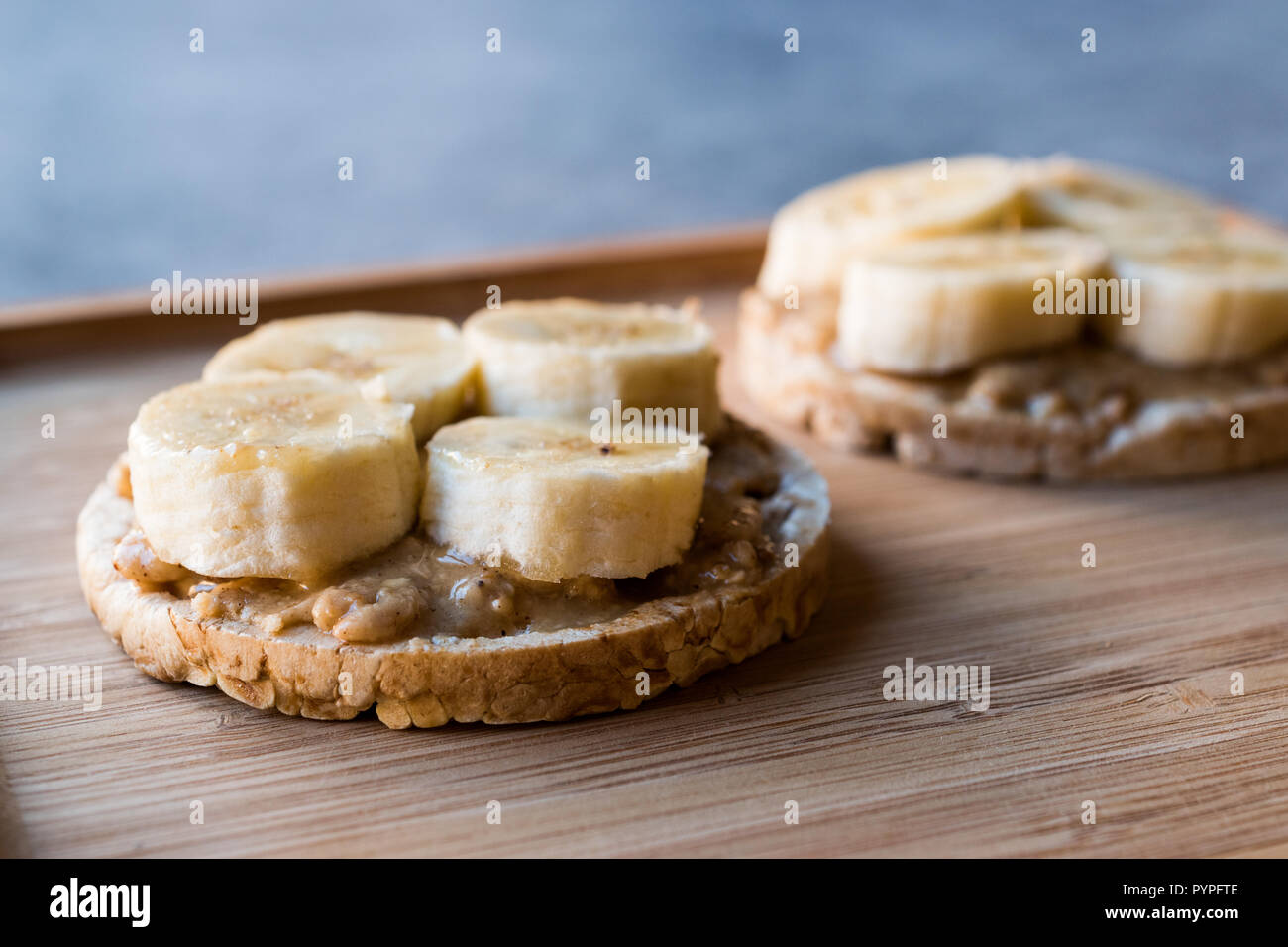 Bulgur Rice Cakes with Sliced Bananas and Peanut Butter / Round ...