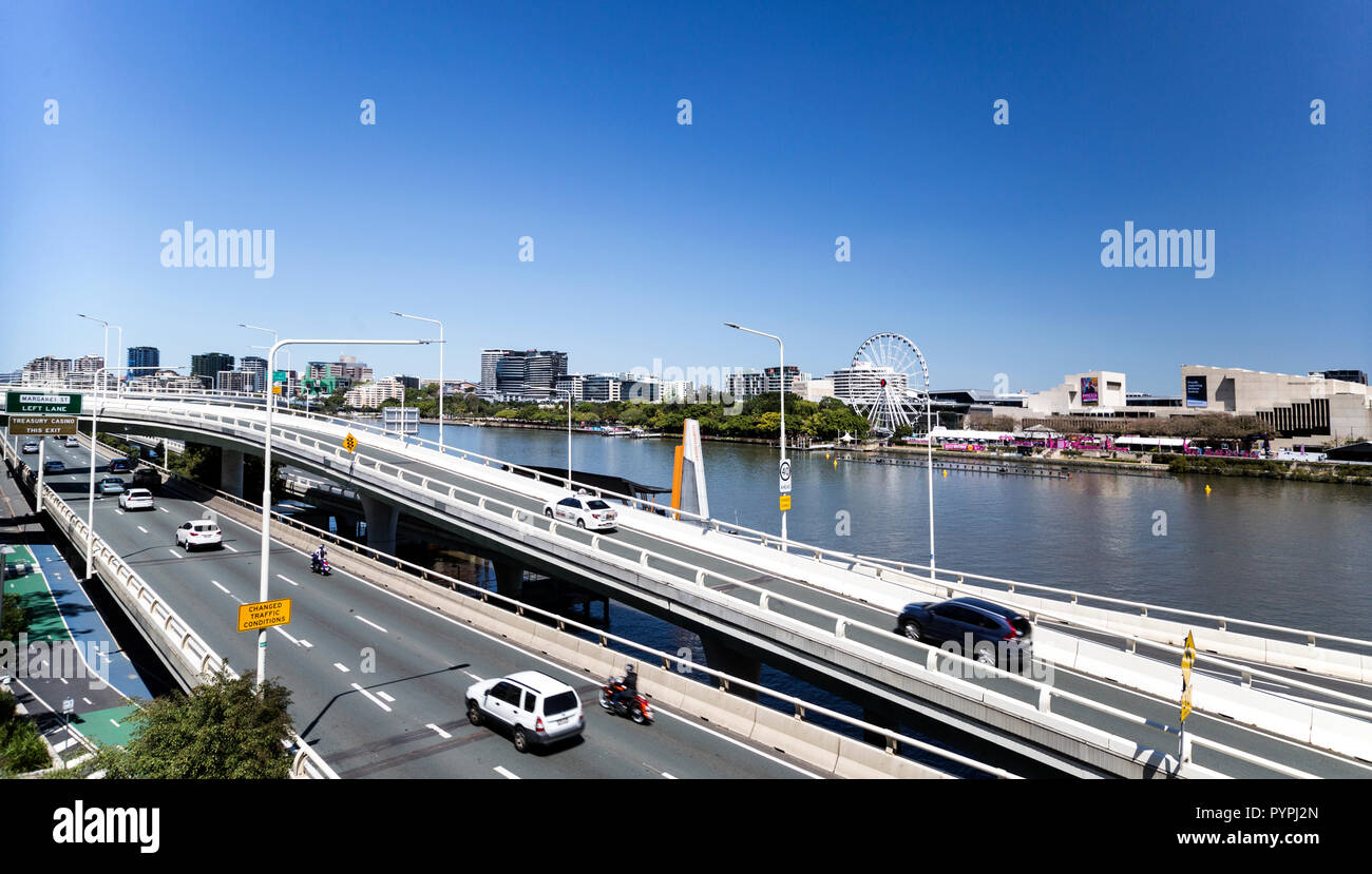 Panoramic view of the Riverside Expressway over the Brisbane River in ...