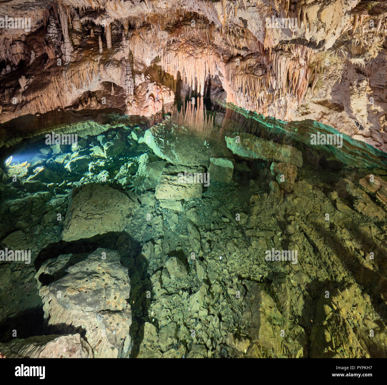 Lake inside the cave hi-res stock photography and images - Alamy