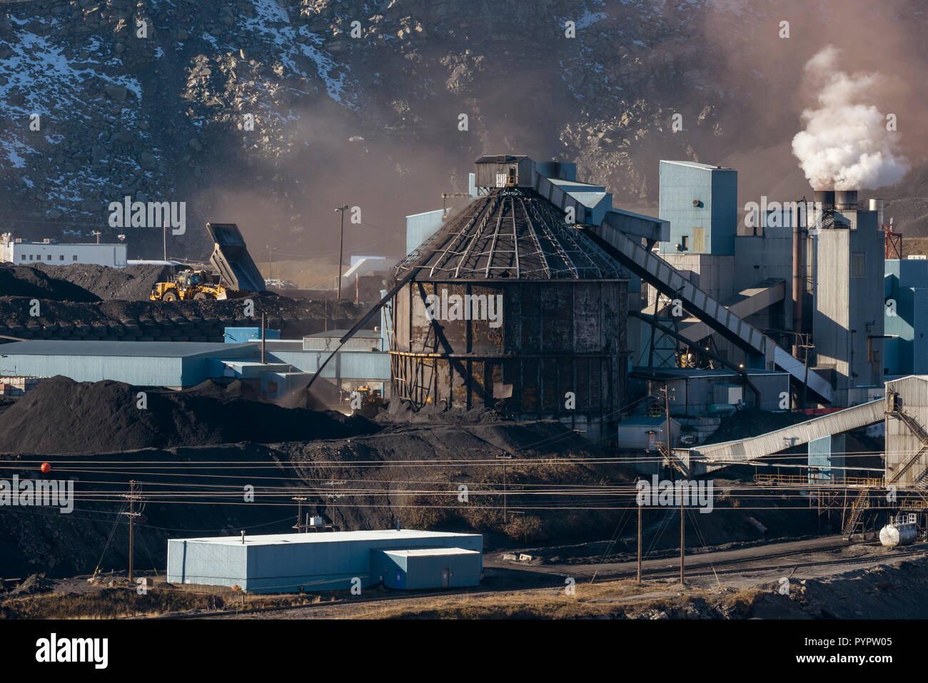 Luscar Mine at Cadomin Alberta Stock Photo - Alamy