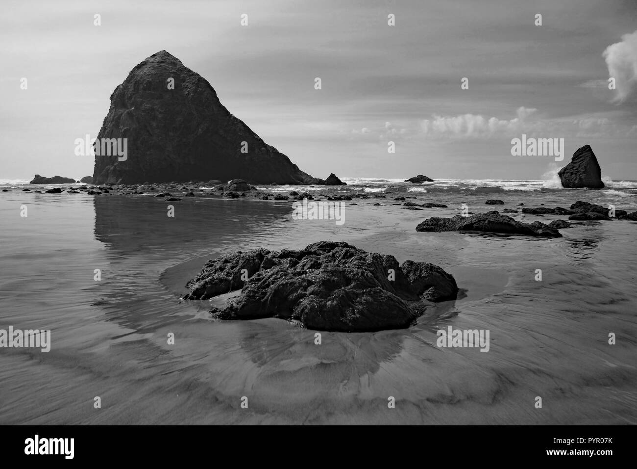 "The Sea Rocks Stock Photo - Alamy