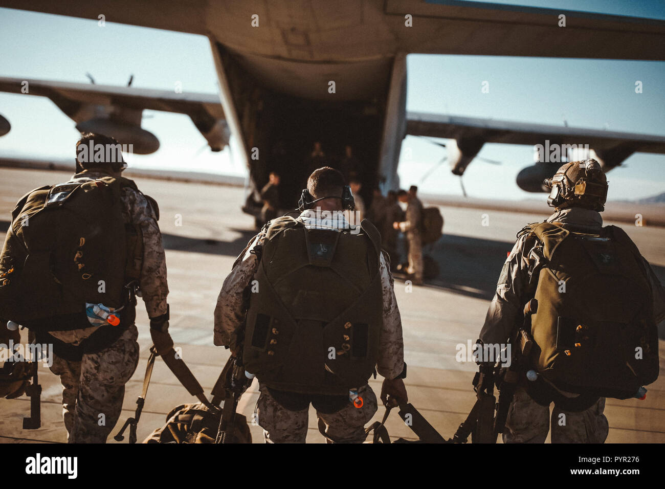 U.S. Marines with 3rd Reconnaissance Battalion, 3rd Marine Division ...