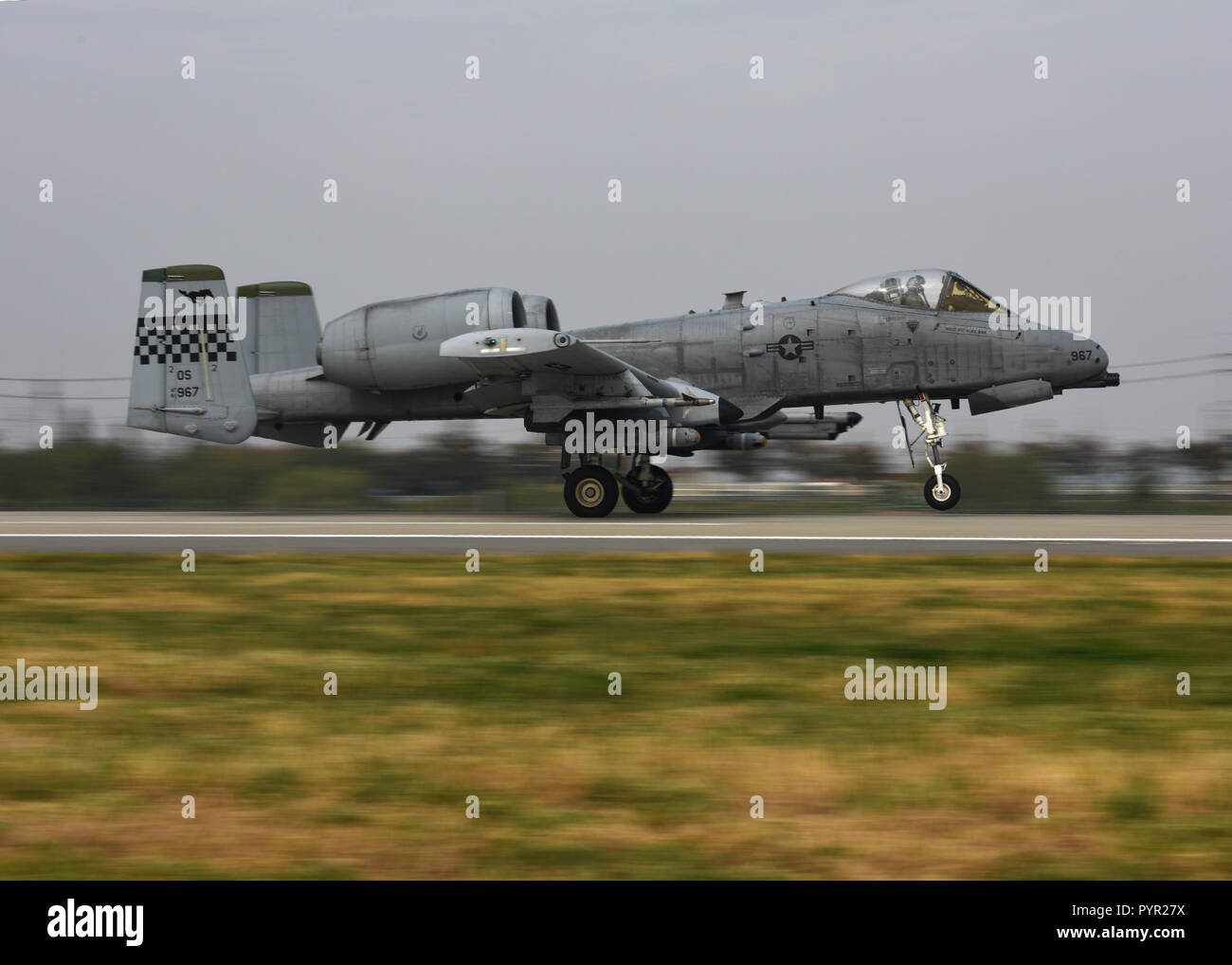 Takes 10 22 18 hi-res stock photography and images - Alamy