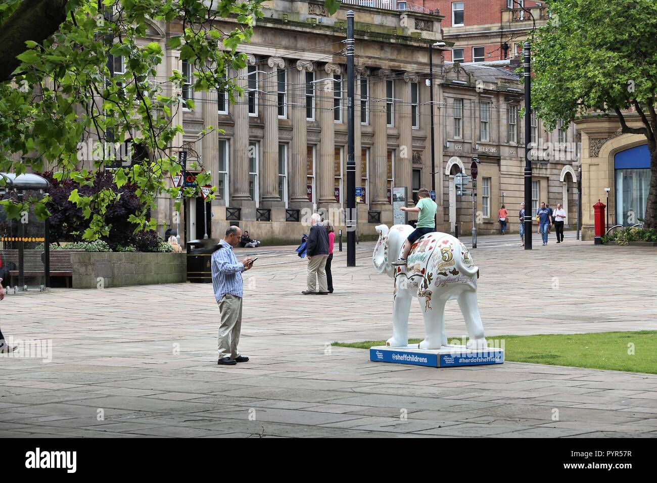 SHEFFIELD, UK - JULY 10, 2016: People walk in Sheffield, Yorkshire, UK ...
