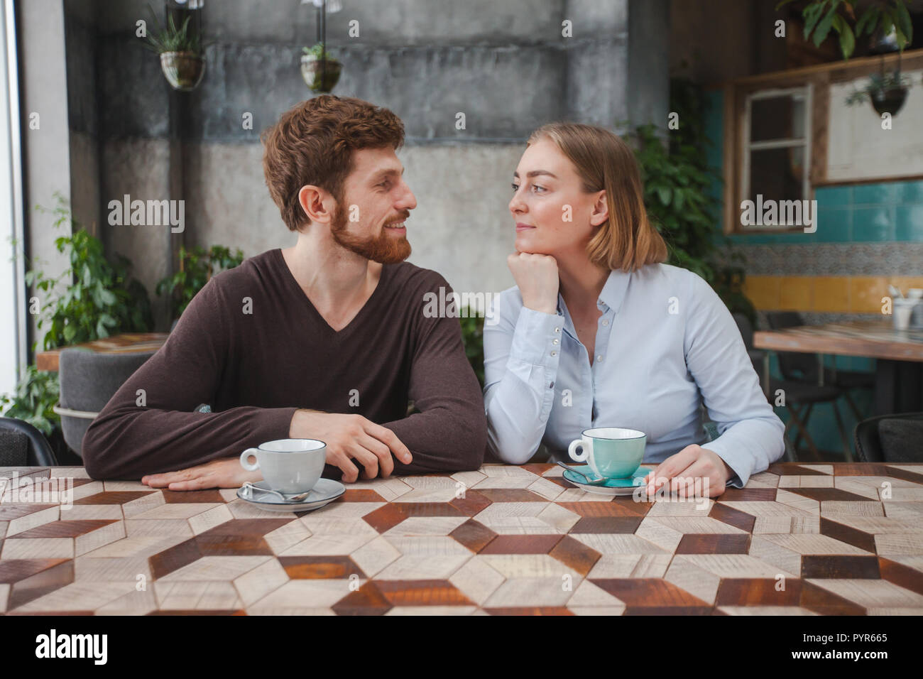 Woman table having coffee hi-res stock photography and images - Alamy