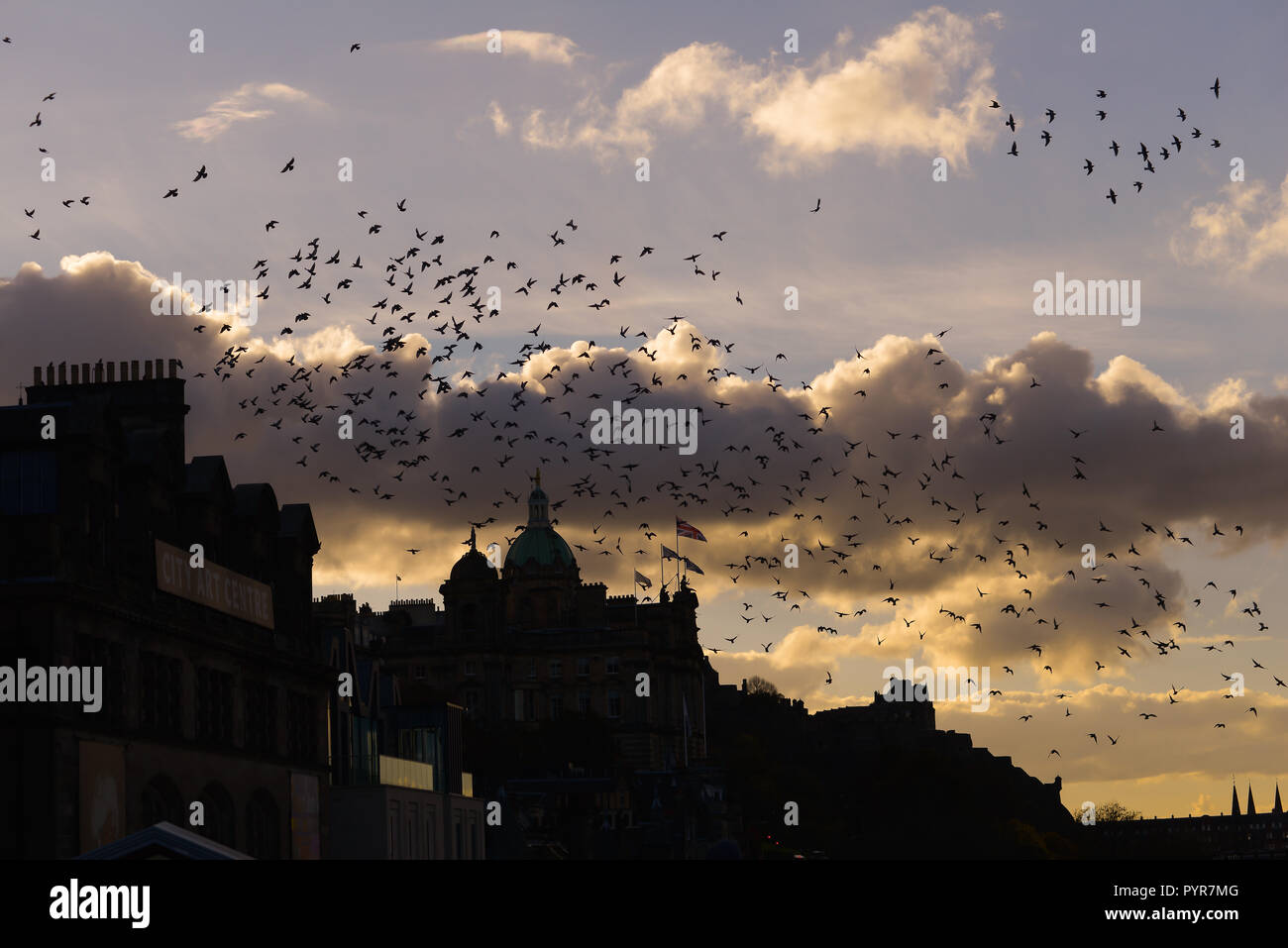Edinburgh city Life Stock Photo - Alamy