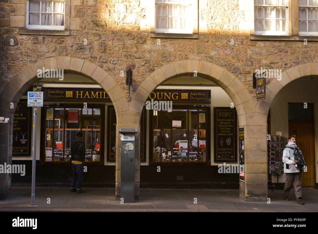Edinburgh city Life Stock Photo - Alamy