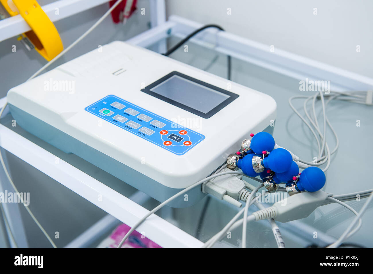 Electrocardiogram machine hi-res stock photography and images - Alamy
