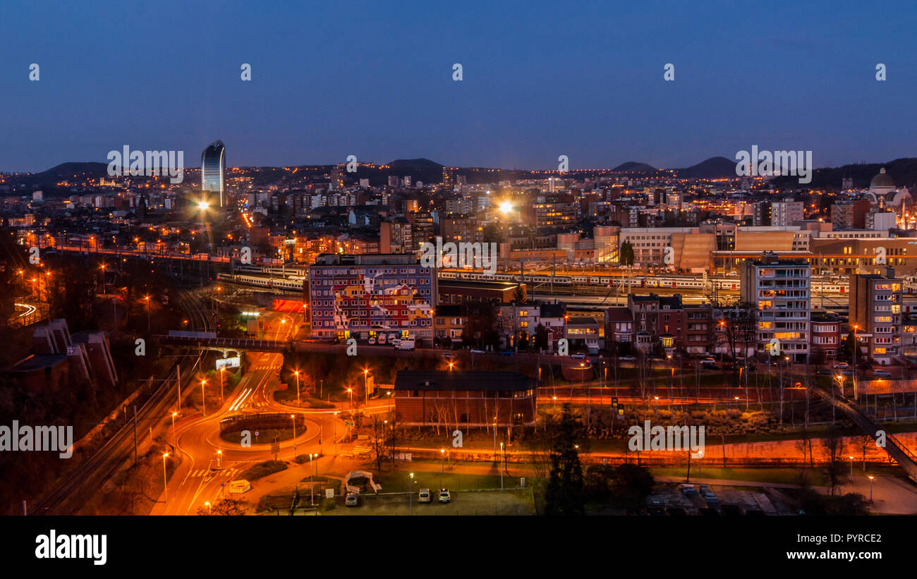 Panorama liege night hi-res stock photography and images - Alamy