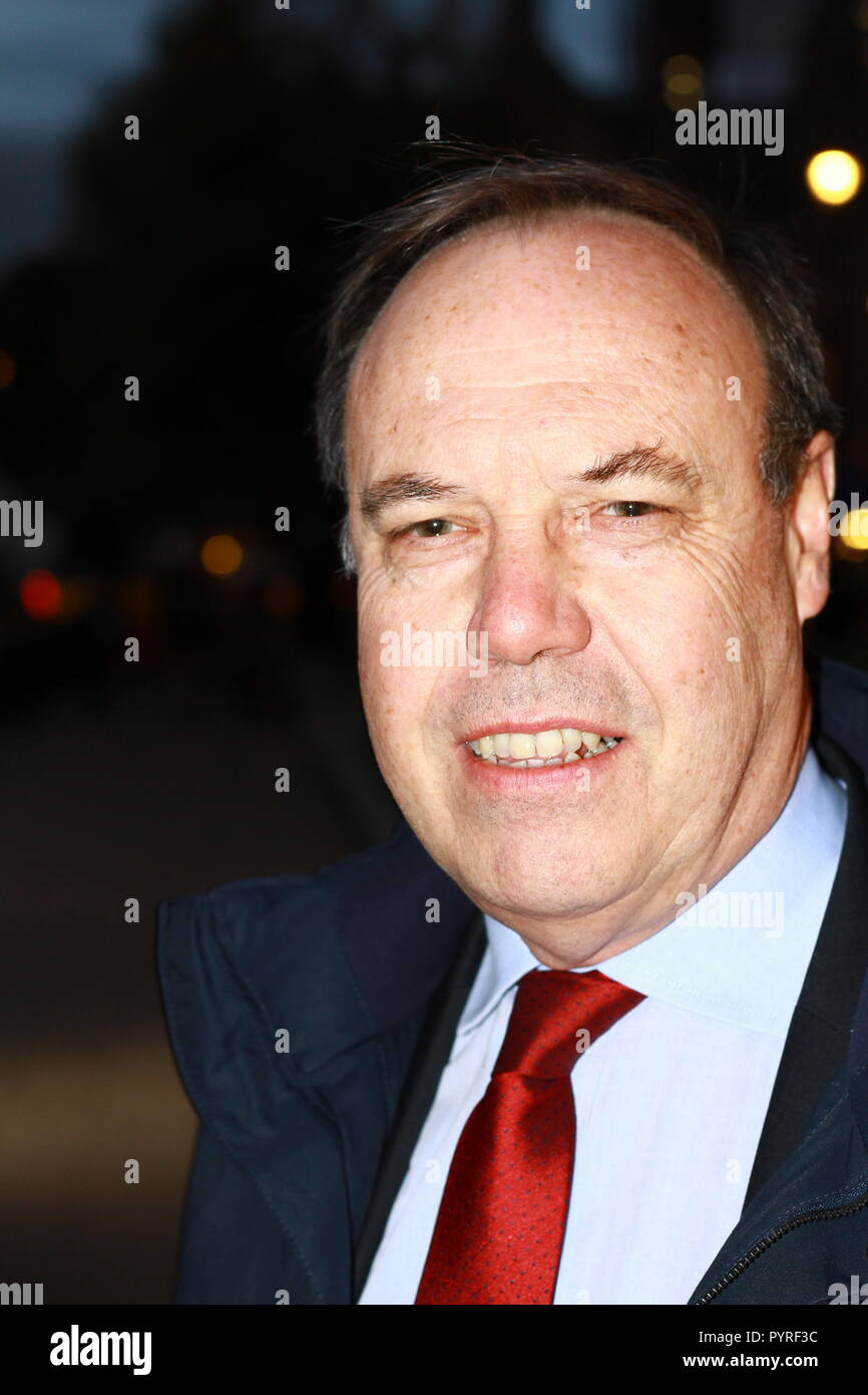 Nigel dodds mp hi-res stock photography and images - Alamy