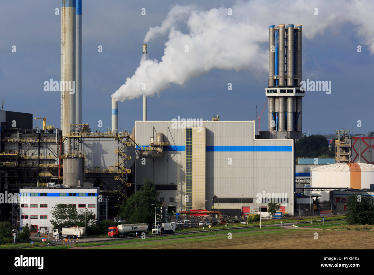 Power Station on Nieuwe Maas Channel, Rotterdam, Netherlands, Europe ...