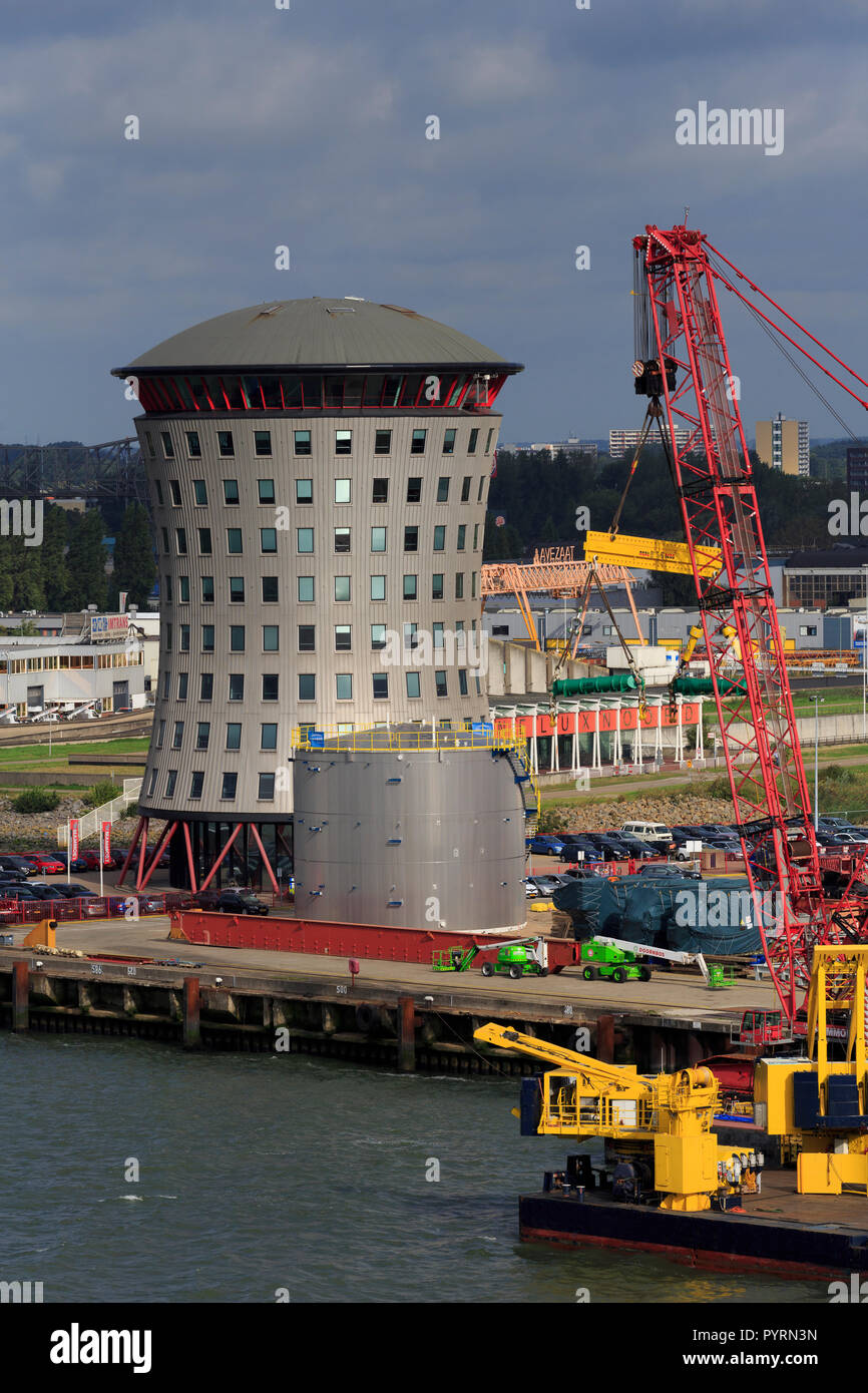 Mammoet hi-res stock photography and images - Alamy