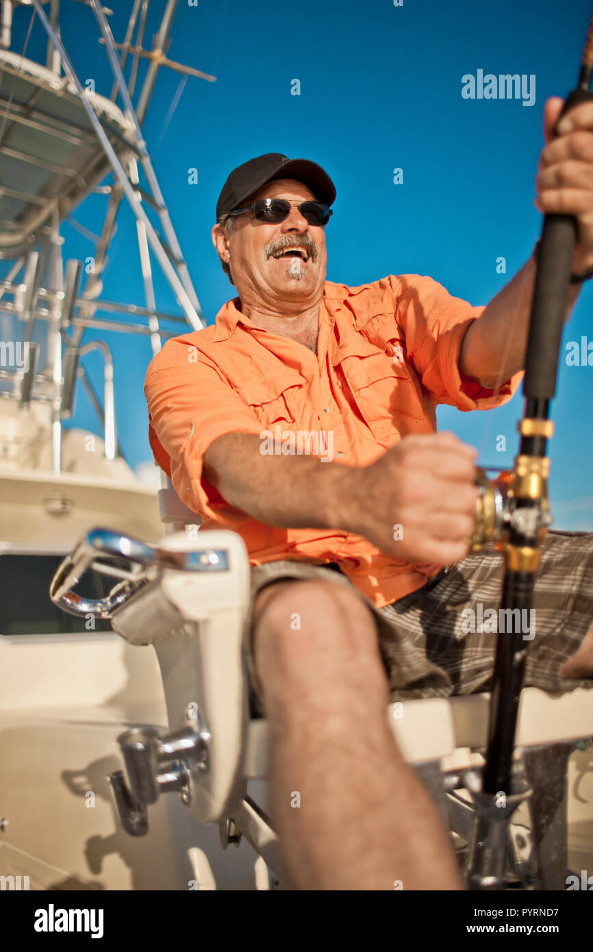 Reeling field hi-res stock photography and images - Alamy